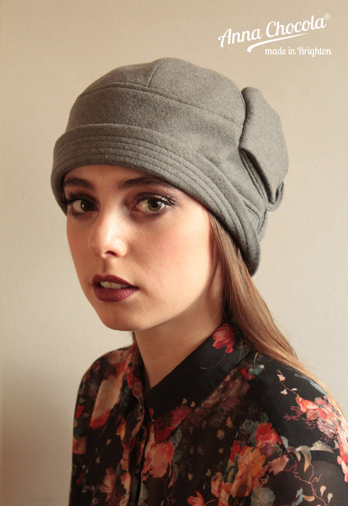 Grey 100% Wool "Sasha" Cloche Hat – Anna Chocola